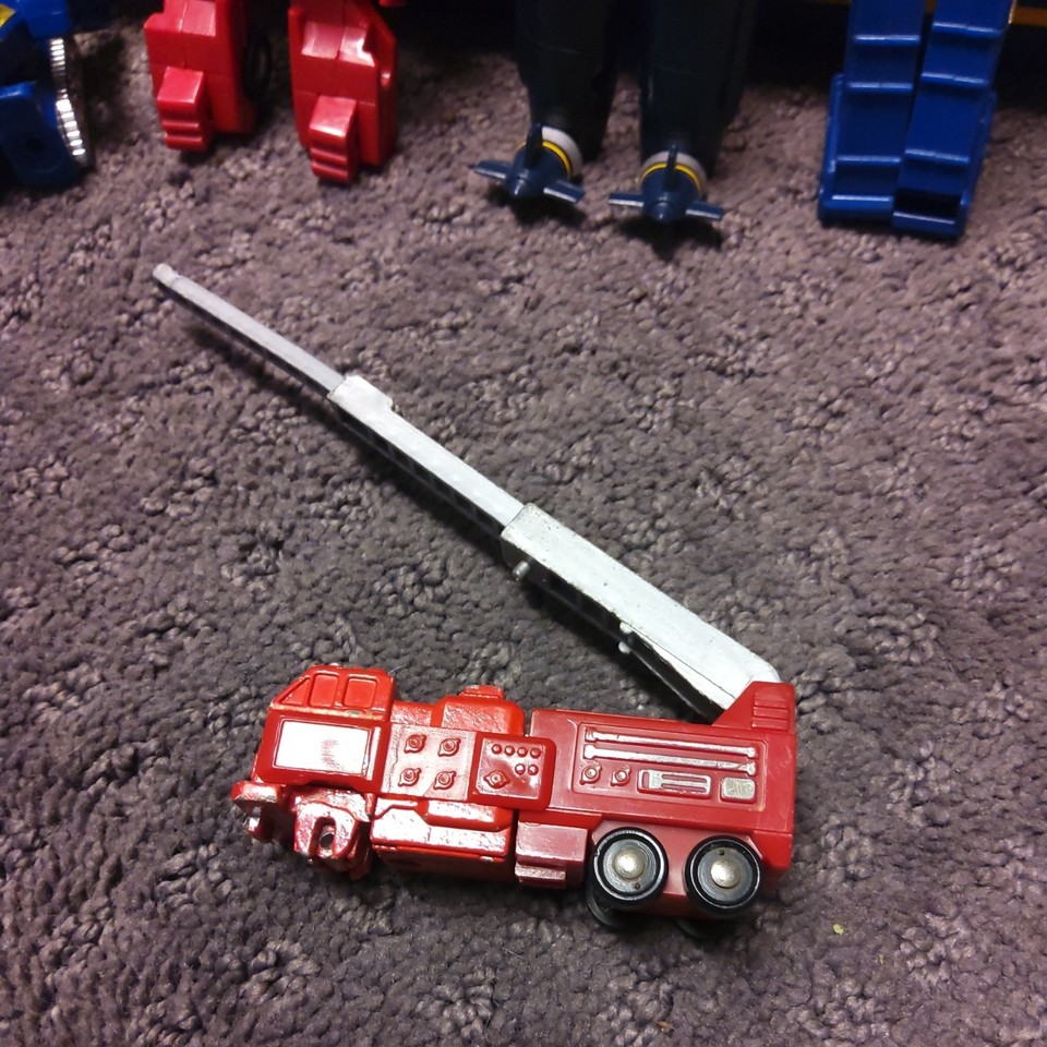 Go Bots collectors case MIGHTY ROBOTS Vehicles Lot of 11 | eBay