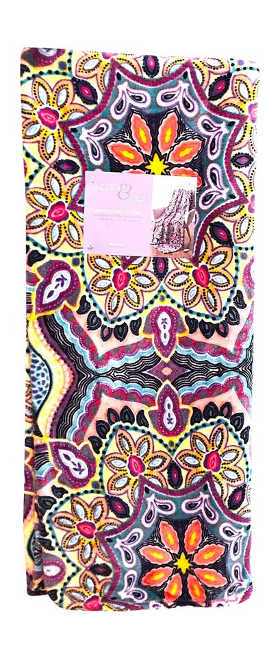 Boho Velvet Fleece Throw Blanket: Soft Plush Bright Decorative Paisley ...