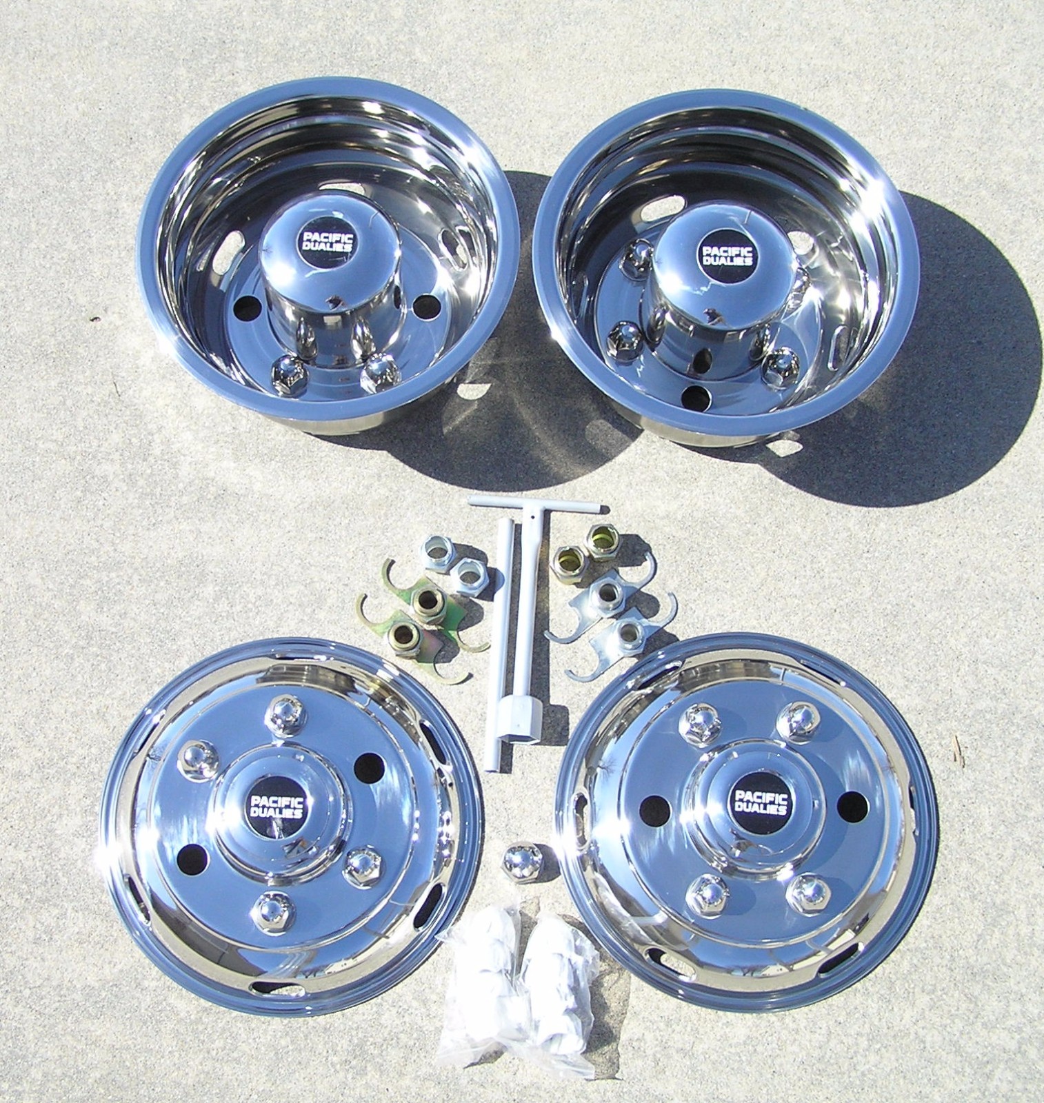 1987-2023 Isuzu NPR 16" 6 Lug Dually Wheel Simulators | 451608W ...