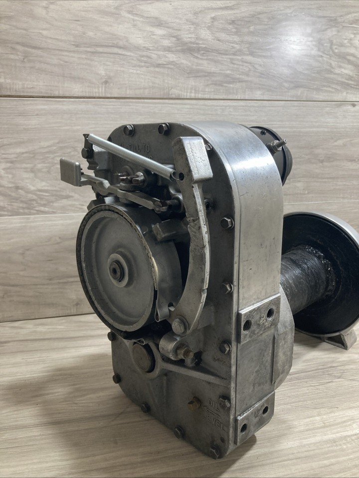 Warn belleview 8000 Lb Winch Simalar To 8274. Actual Model 5687 Rebuilt ...