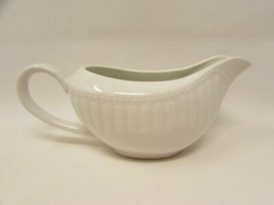 Athena Ariel by Oneida Gravy Boat Majesticware Kitchen All White ...