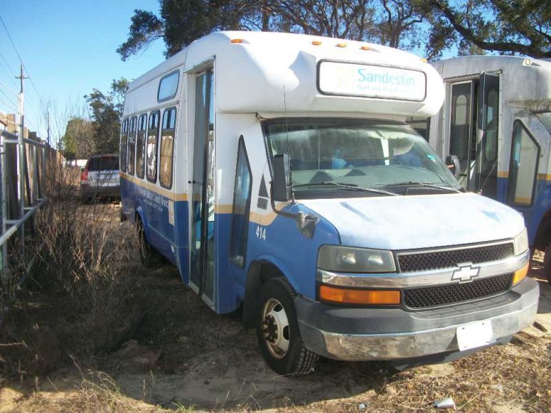 Passenger Corner/Park Light Below Headlamps Fits 03-20 EXPRESS 2500 VAN ...