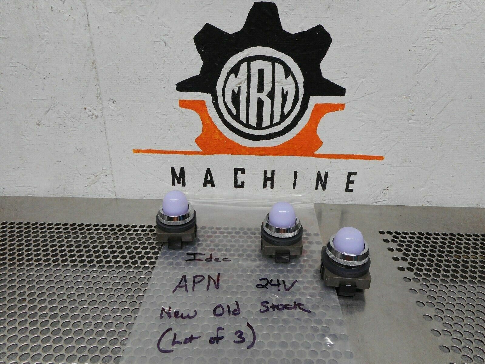 Idec APN 24V Pilot Light White Cap New Old Stock (Lot of 3) | eBay