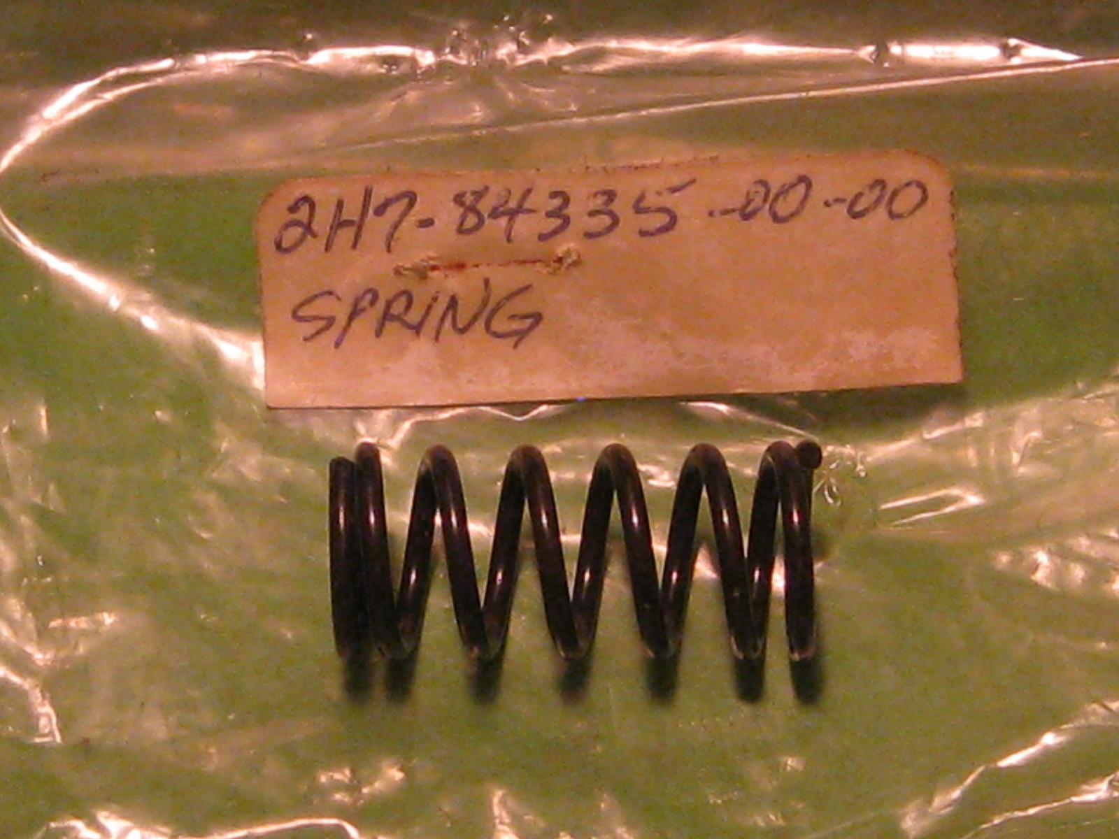 YAMAHA XS1100 1978-81 HEADLIGHT ADJUSTING SPRING OEM2H7-84335-00-00/1U4 ...