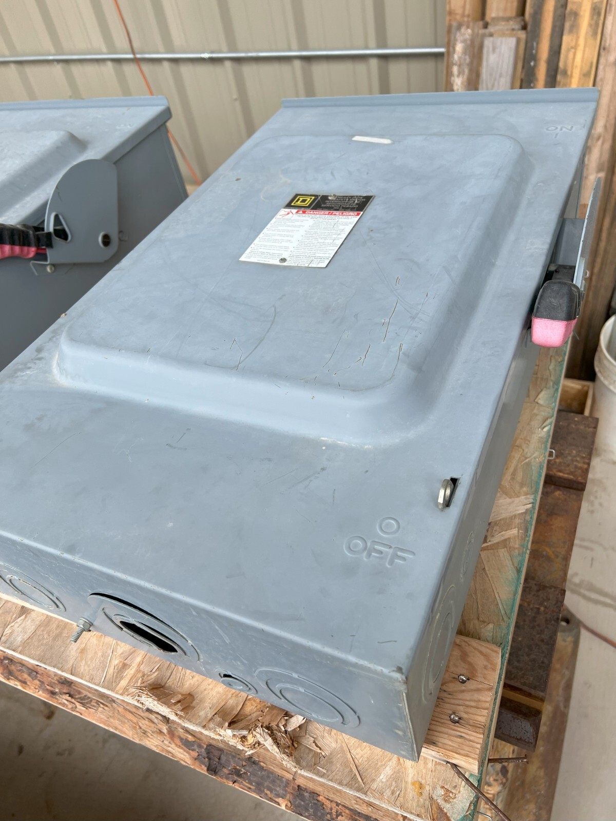 Square D 200 Amp Fused Disconnects Type 3R Enclosure W/Fuses Great ...