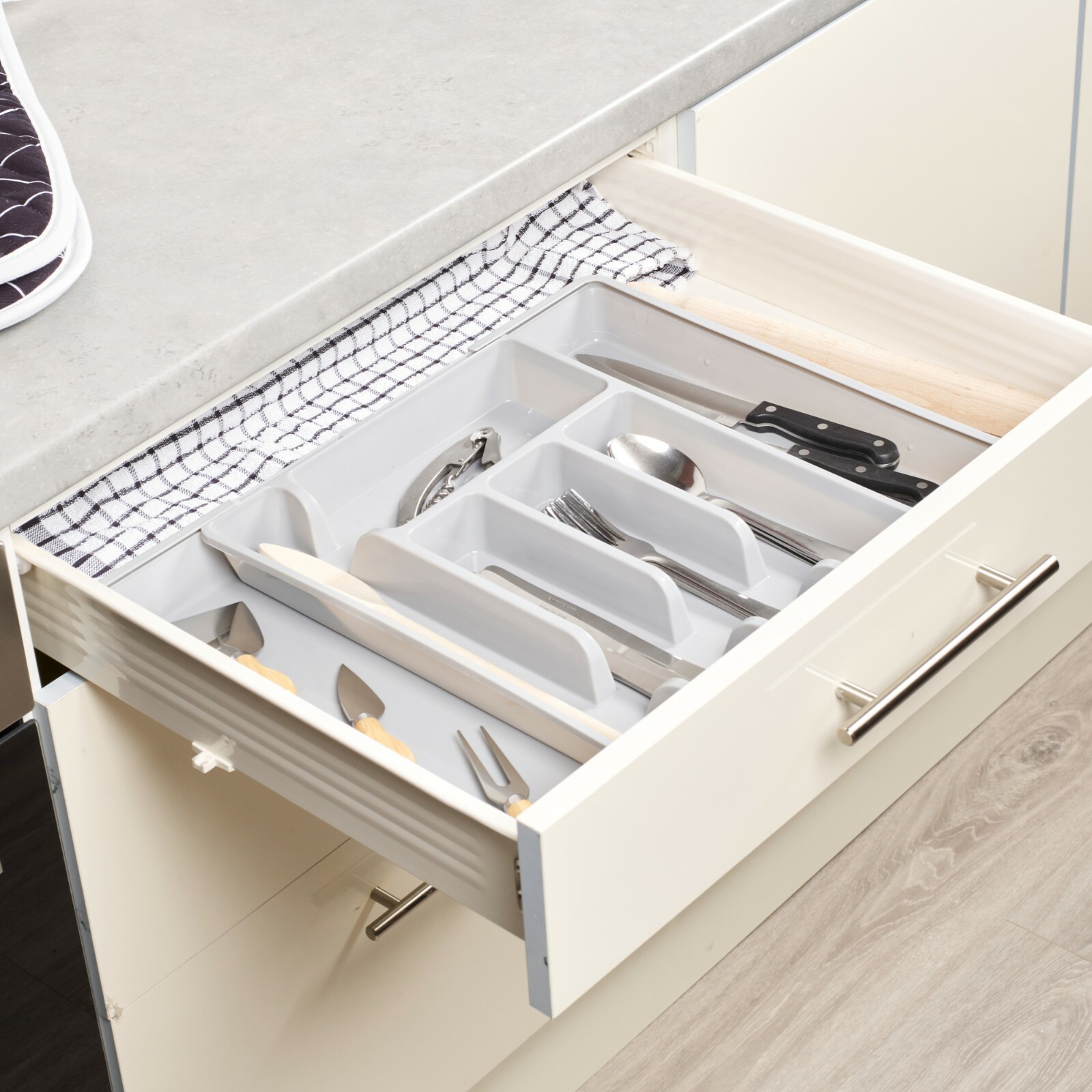 XL Extendable Plastic Kitchen Cutlery Drawer Utensil Organiser Storage ...
