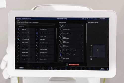 Medtronic Mazor X Stealth Robotic Guidance System - Available at Simon ...