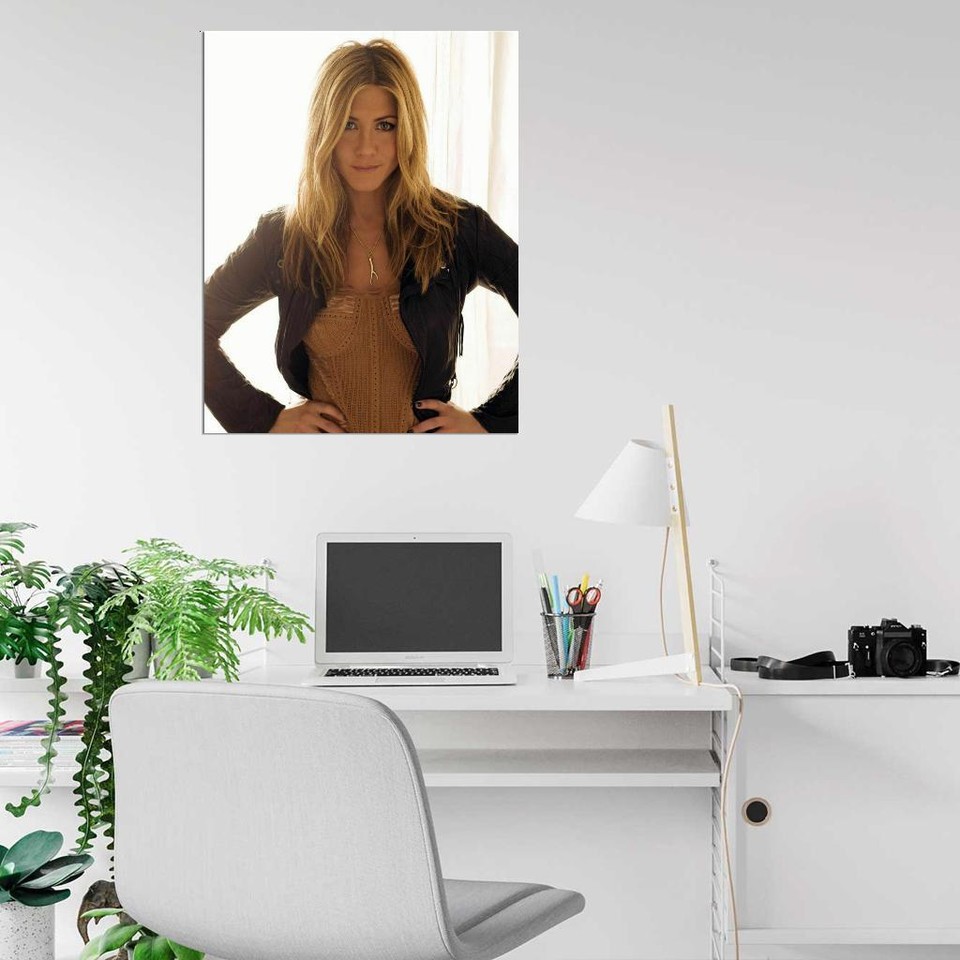 525460 JENNIFER ANISTON (CELEBRITIES/HOLLYWOOD) 36x24 WALL PRINT POSTER ...