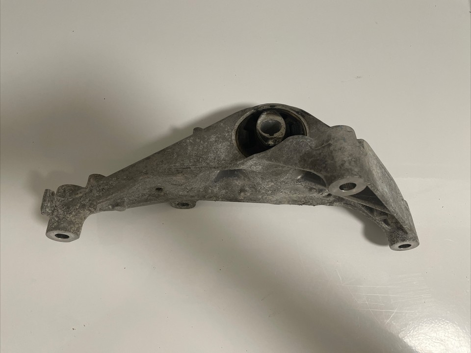 2020-2022 TESLA MODEL Y FRONT DRIVE UNIT MOUNT BRACKET SUPPORT 2195 S23 ...