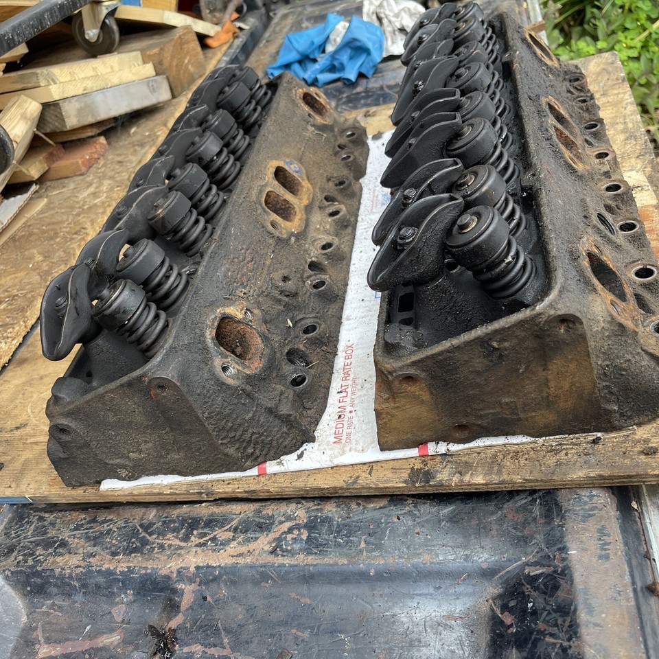 OEM Original Small Block Chevy Cylinder Heads 327 350 Truck C10 C20 | eBay