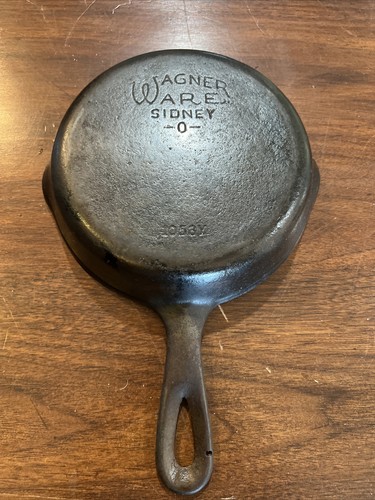 VTG Wagner Ware Small Cast Iron # 1053y Clean And Sits Flat | eBay