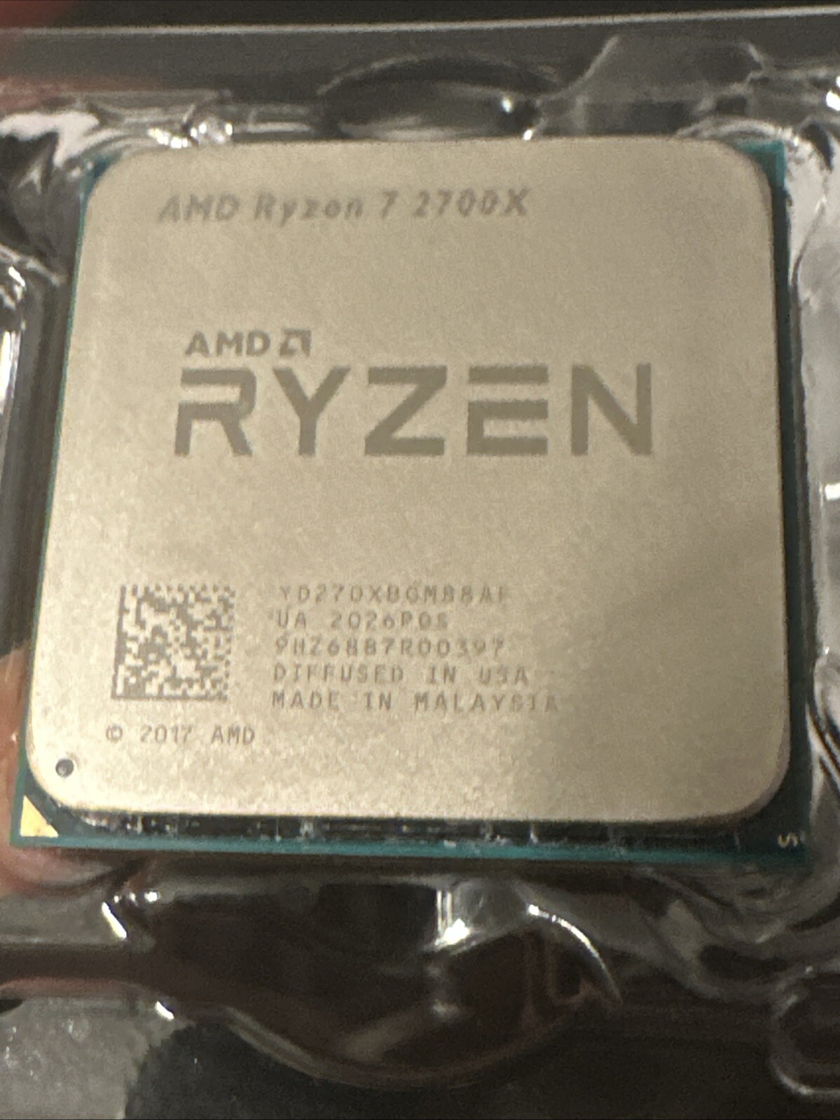 AMD Ryzen 7 2700X Processor (3.7 GHz, 8 Cores, Socket AM4 ...