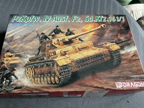 Dragon Model Kit 1/35 PzKpfw IV Ausf F2 Sd.Kfz 161/1 German WWII #9019 ...