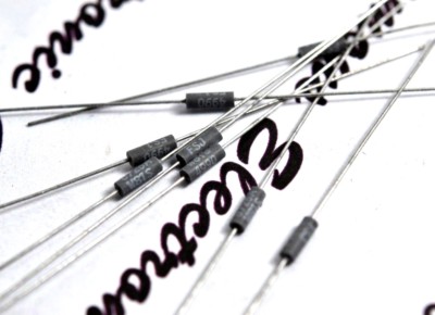 5pcs - 499R (499 ohm) W81S FRJ Resistor - NOS | eBay