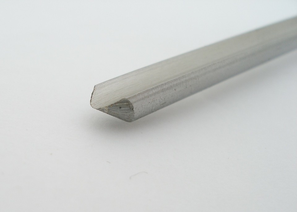 WOODTURNING SPINDLE GOUGE 10mm - CROWN - QUALITY TOOLS GOUGE CHISEL ...