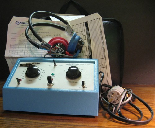 Ambco Audiometer Hearing Test Machine - Model 650A - with Case ...