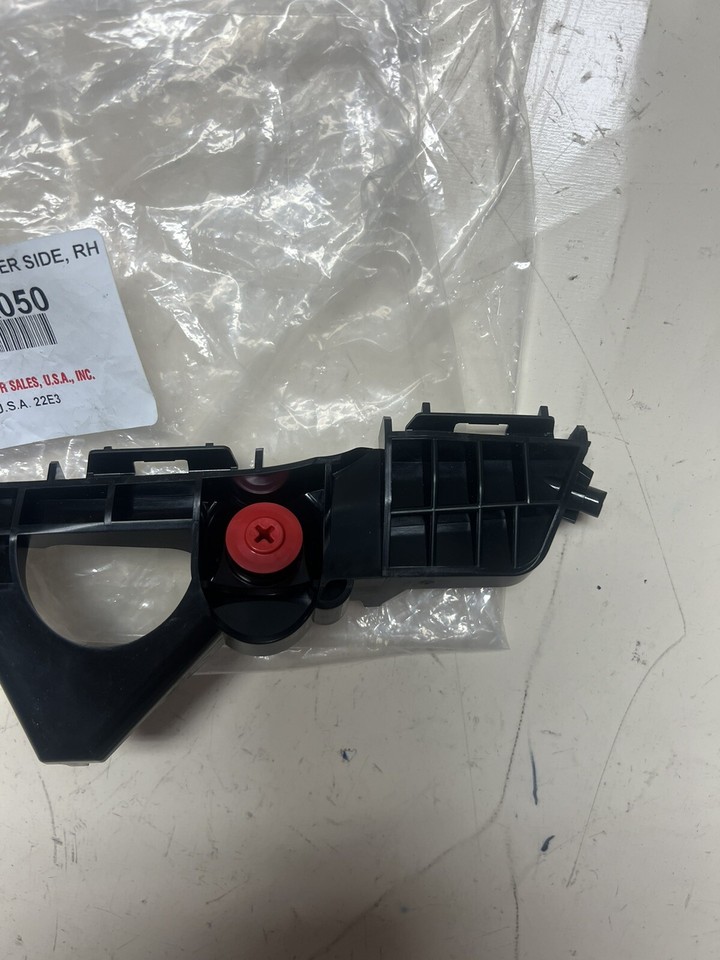 Genuine OEM Toyota 52155-0R050 Passenger Rear Bumper Support 2016-2018 ...