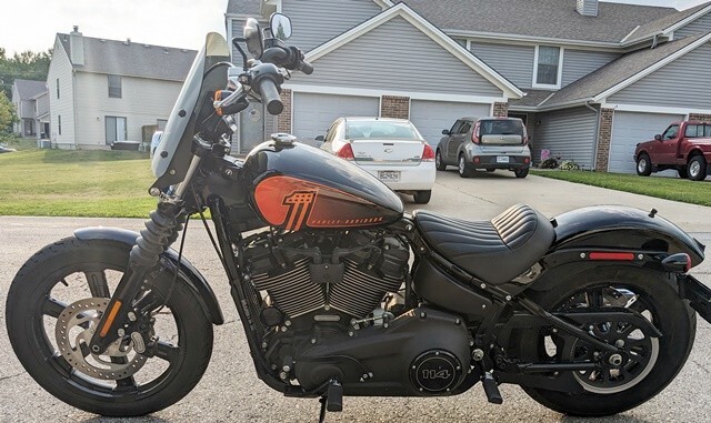 Calsci 12" Tinted Windshield for Harley Breakout FXBR, Steet Bob FXDB ...