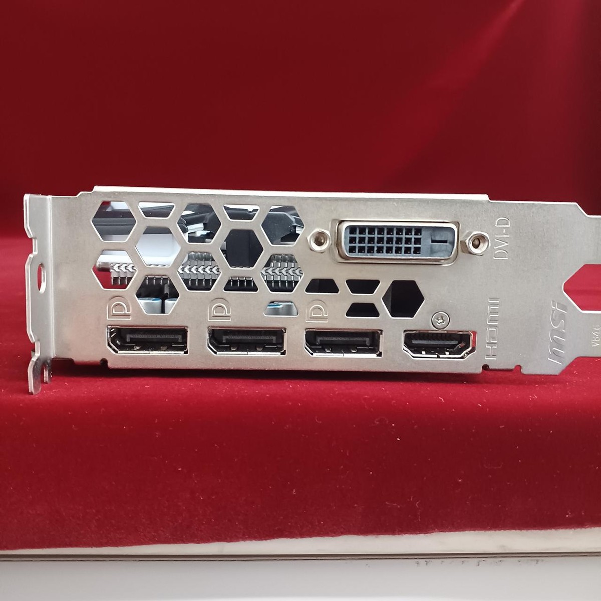 MSI GRAPHICS BOARD RADEON RX 570 AMOR 8G J IN WORKING MSI GRAPHICS BOARD RADEON RX 570 AMOR 8G J IN WORKING