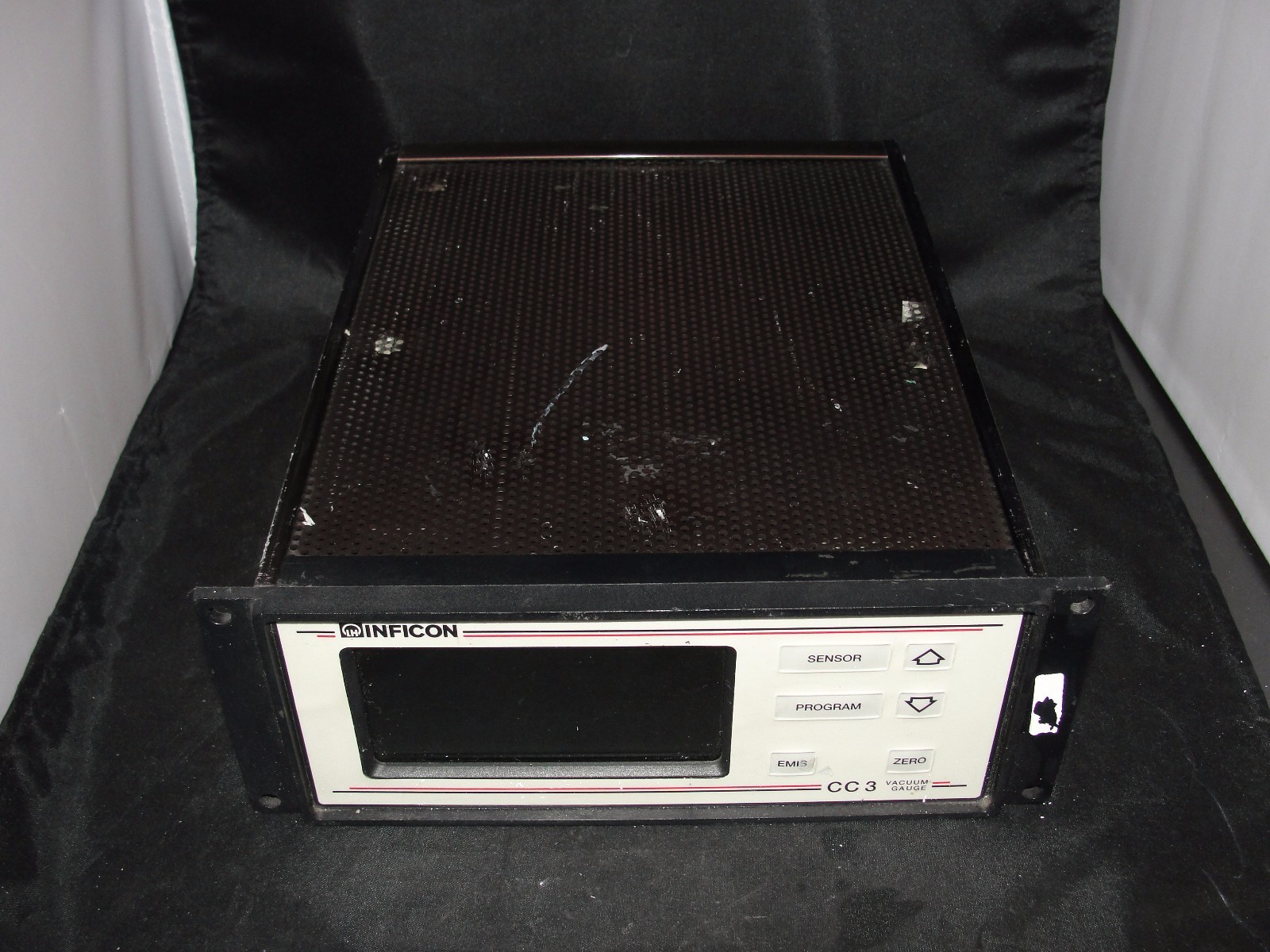 Leybold Inficon CC3 Single 850-300-G1 Digital Vacuum Gauge Controller ...