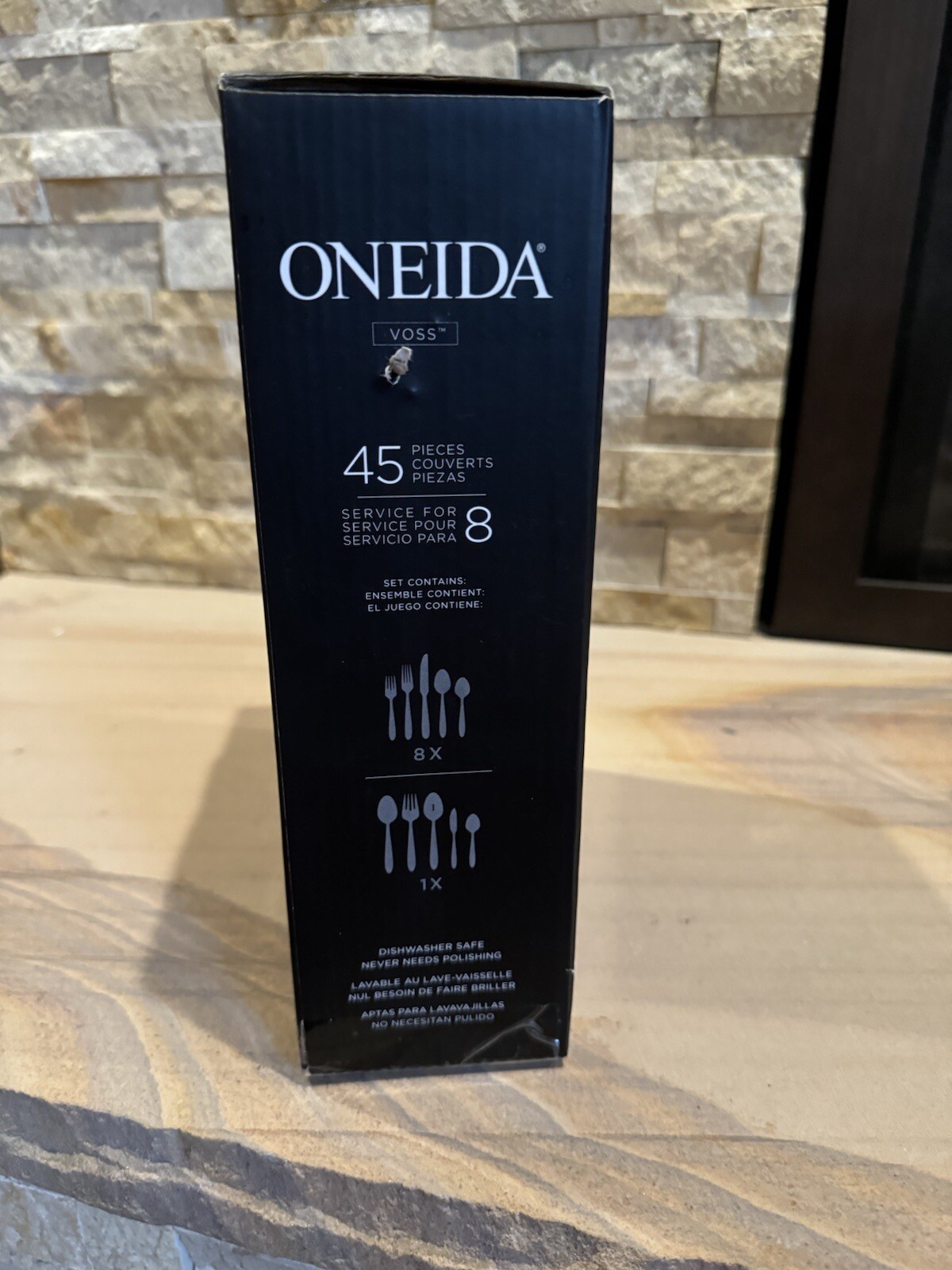 ONEIDA Voss Everyday Flatware Set - Silver, Set of 45 Pieces, Service ...