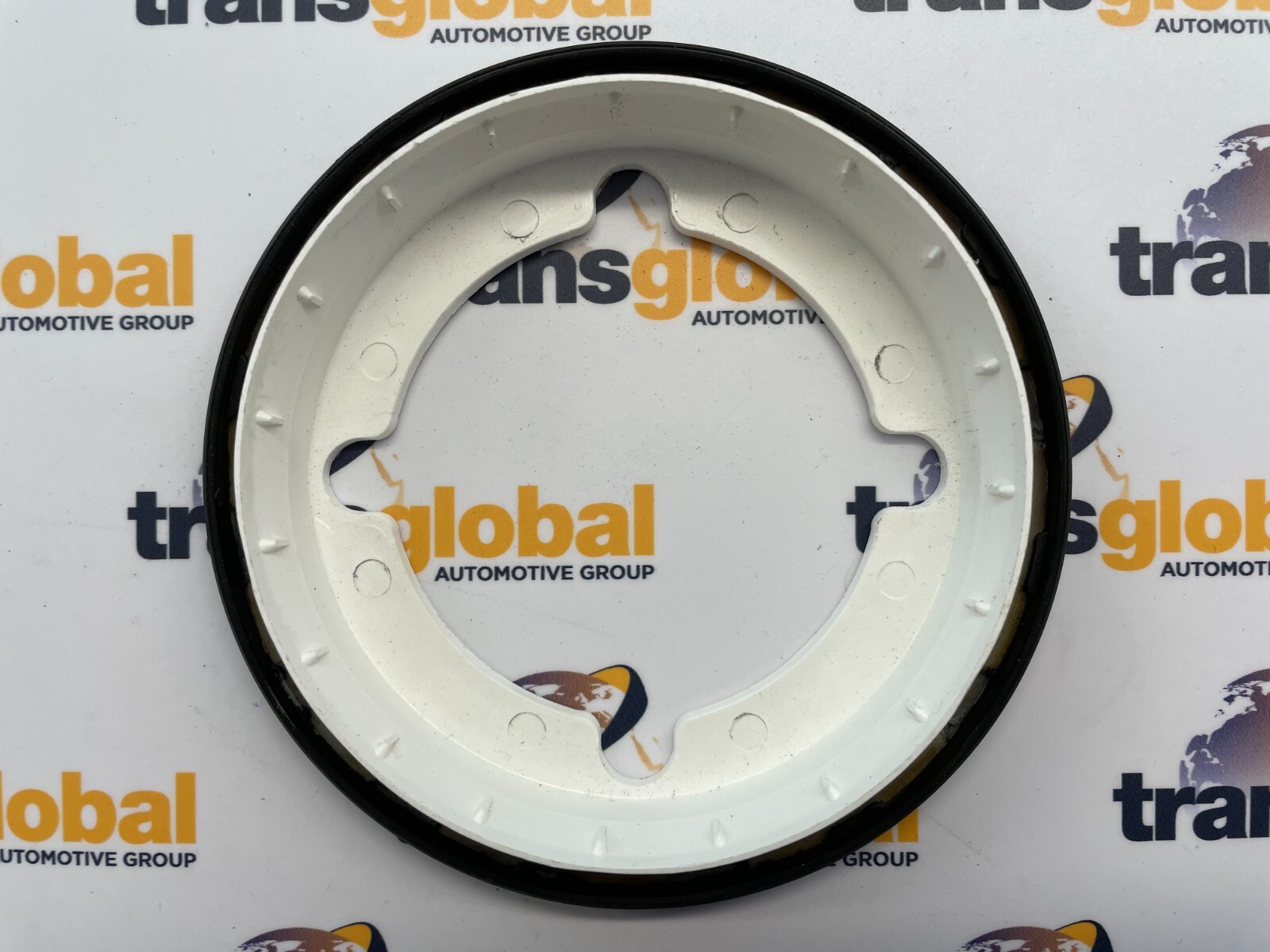 Main Rear Crankshaft Oil Seal for Range Rover Evoque 2.2 TD4 LR052515 ...