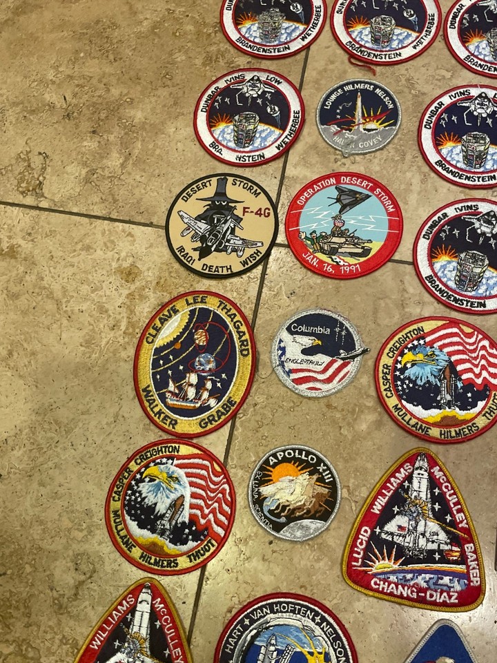 HUGE Lot of Vintage NASA Space Mission Exploration Patches Apollo ...