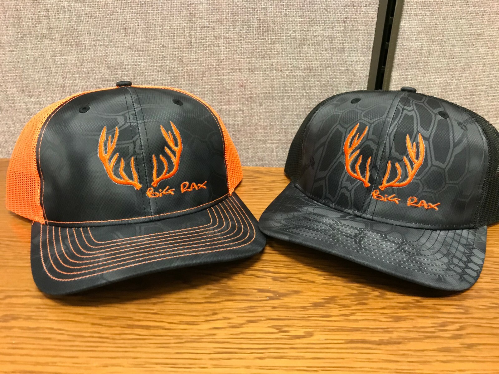 Hunting Hats - Elk Big Rax - Duck Big Dux - Bear Big Trax | eBay