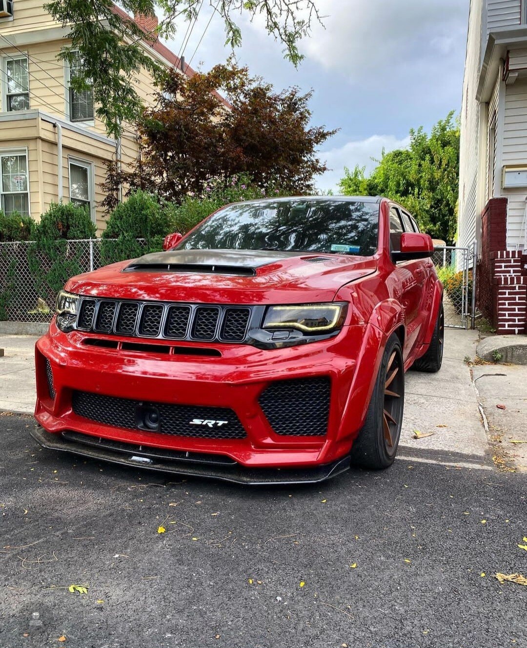 JEEP GRAND CHEROKEE 14-23 SRT OR TRACKHAWK FRONT BUMPER WITH LIP+GRILL ...