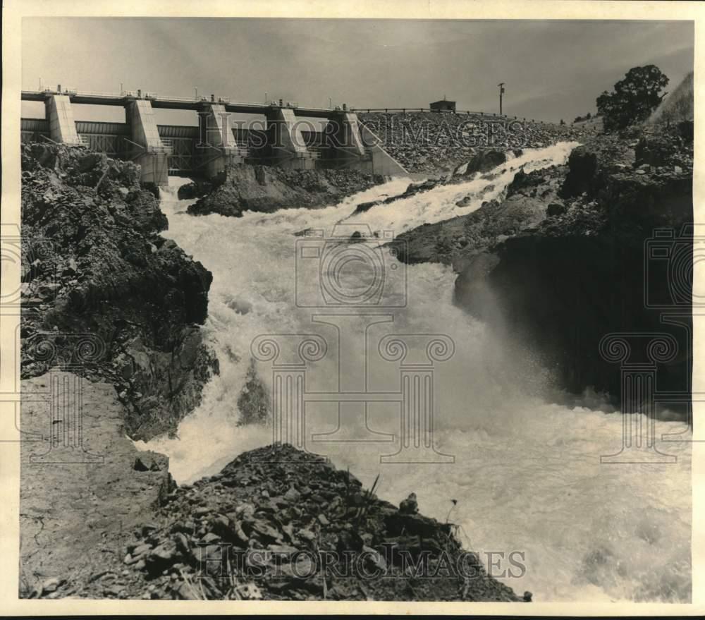 Exchequer Dam
