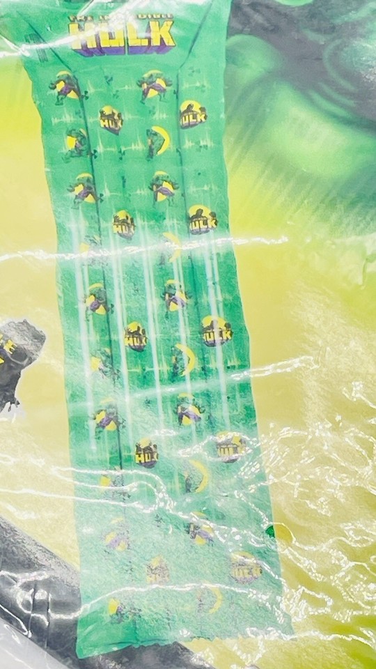 The Incredible Hulk 72” Raft/Mattress Swim Pool Inflatable Marvel Rand ...