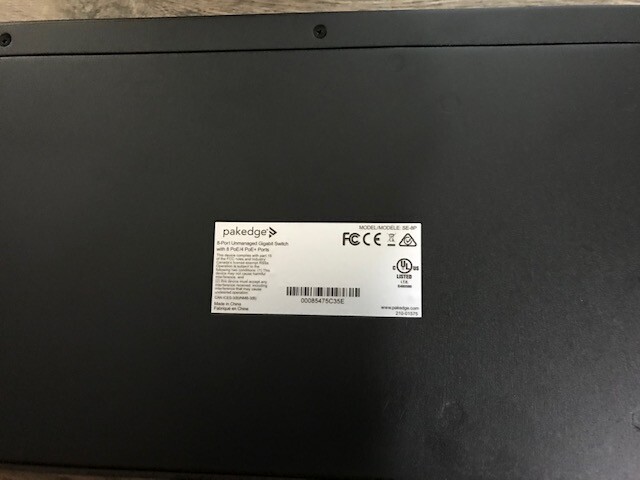 Pakedge SE-8P, 8 Port Unmanaged Gigabit Network Switch with PoE / PoE+ ...