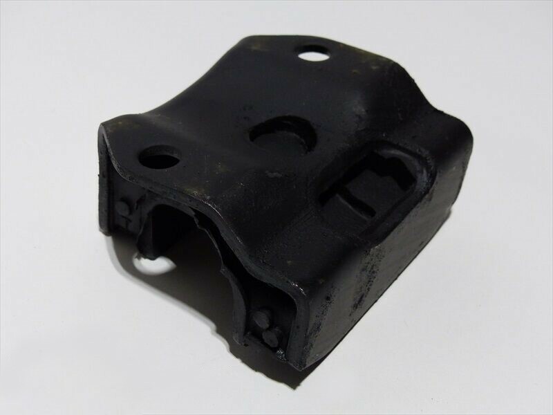 1972-1978 Nissan 240Z 260Z 280Z Rear Differential Mount Insulator OEM ...