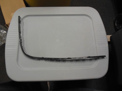 NOS GM OEM Rear Bumper Fascia Side Bracket 2009-2017 Chevrolet Traverse ...