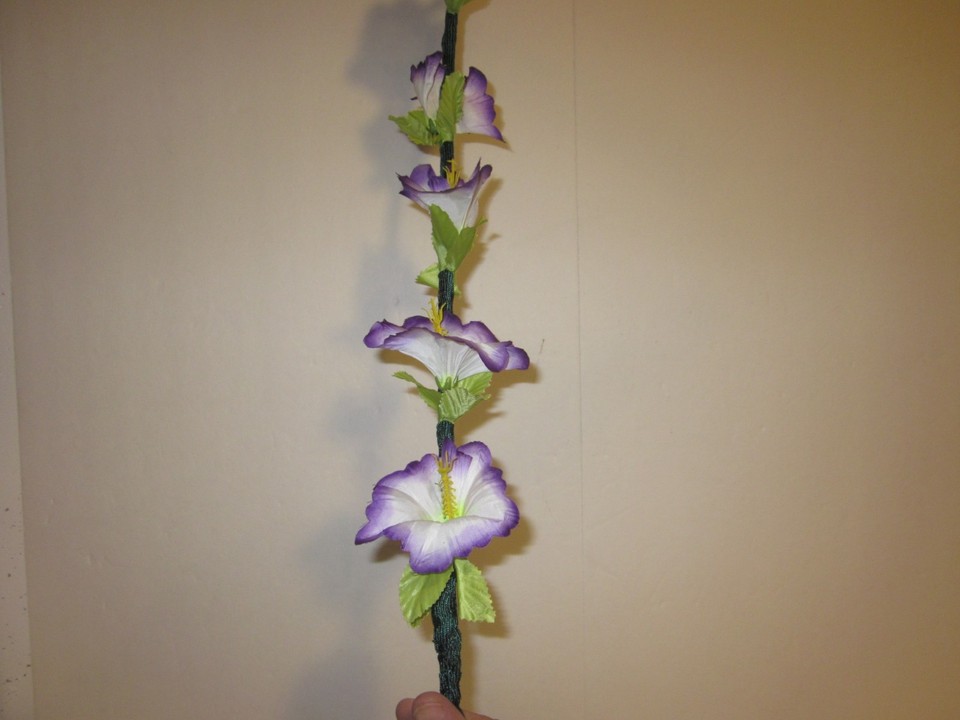 Wonder Vine Magic Trick - Drooping Flower, Comedy Falling/Wilting ...