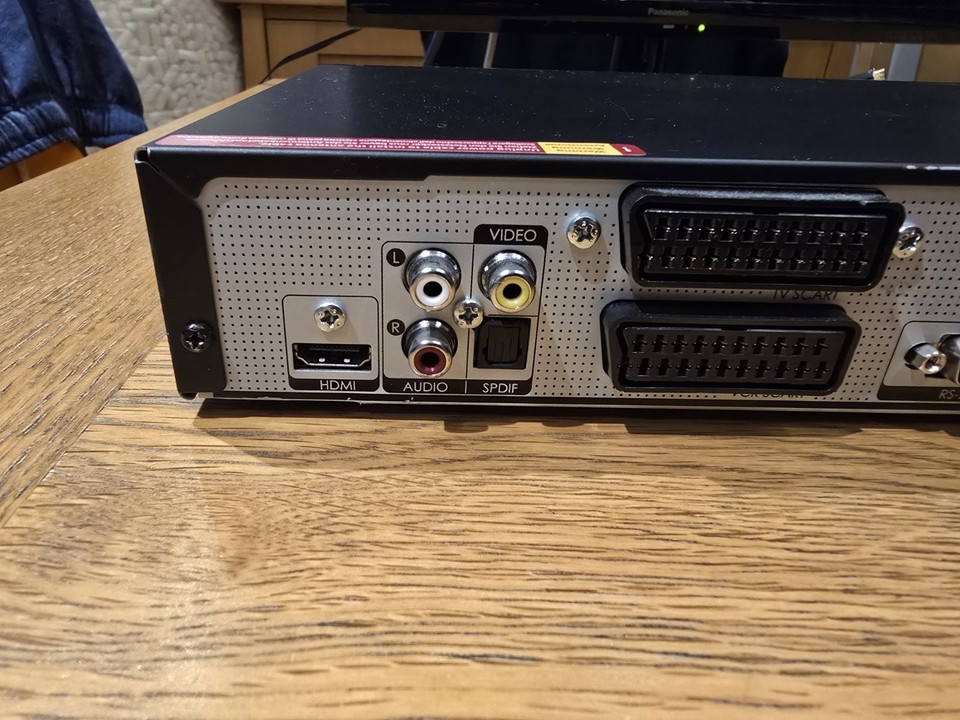 Humax PVR-9300T Freeview+ Recorder 320GB HDD Twin Tuner with Remote ...