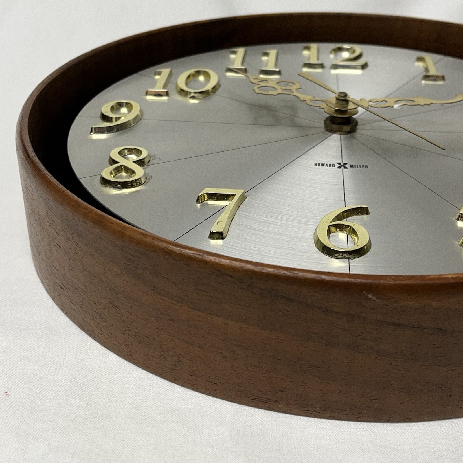 VTG Arthur Umanoff George Nelson Howard Miller Round Wall Clock Model ...