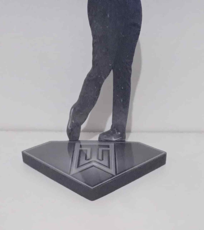 TIGER WOODS 8" DISPLAY STANDEE Figure Statue Cutout Doll Toy golf desk ...