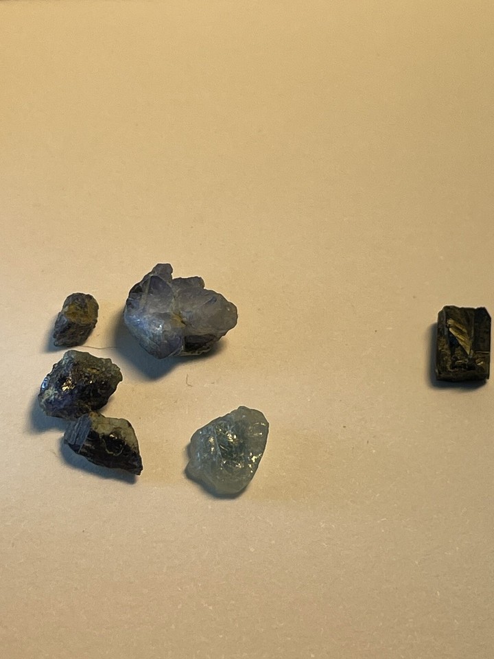 assorted raw gem and rare earth minerals package - From California ...