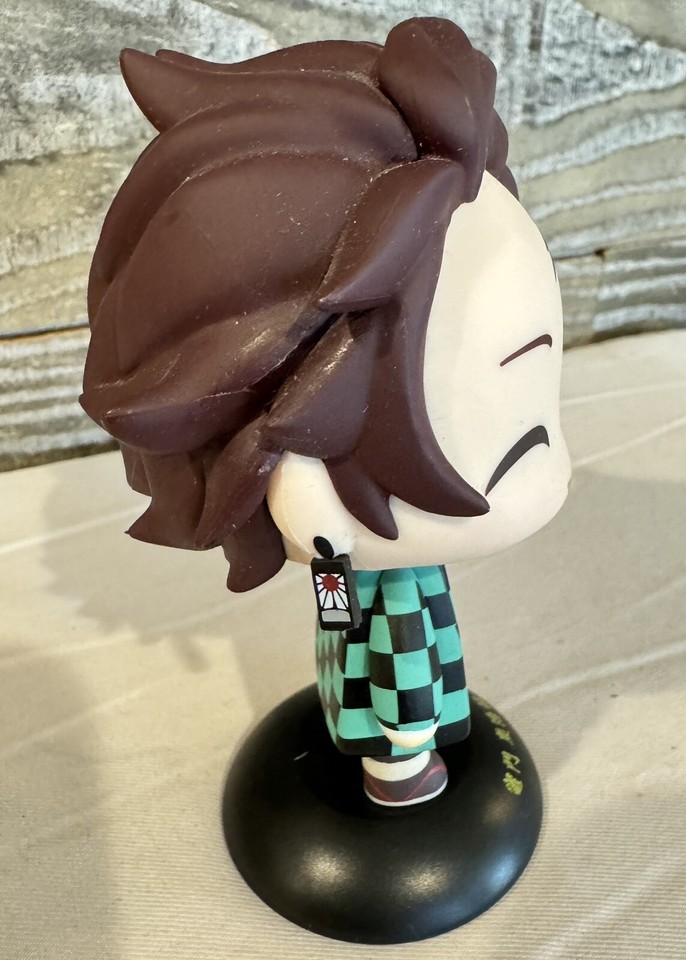 Tanjiro Kamado Smiling Demon Slayer: Kimetsu no Yaiba Swaying Head T ...