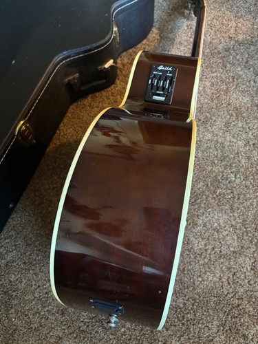 Guild B30E Fretless Bass Guitar 1999 Natural with Original Case B 30 E ...