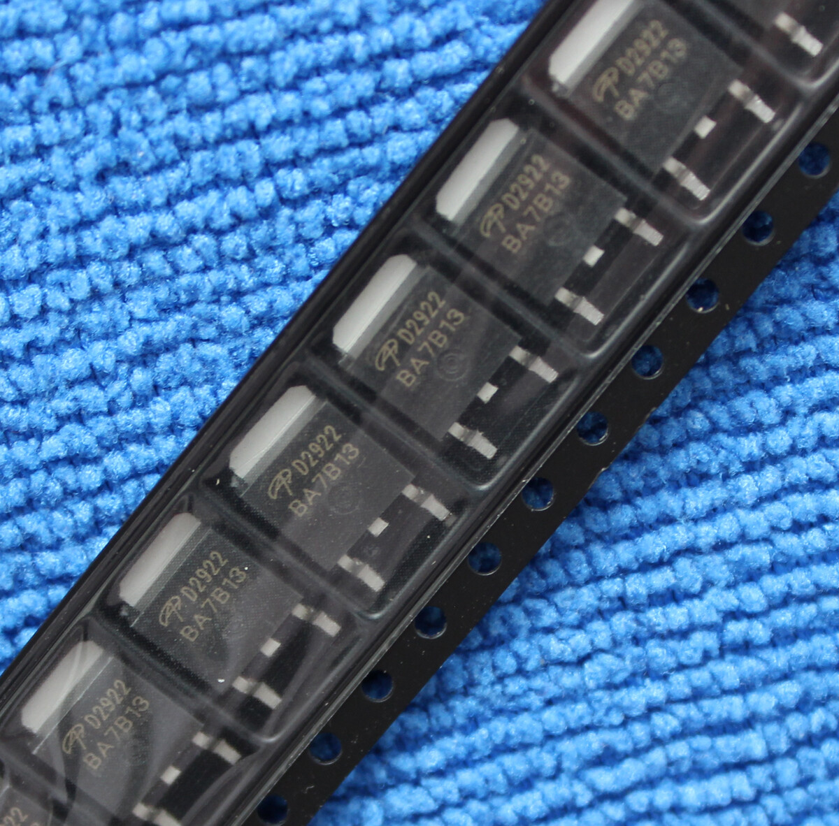10pcs AOD2922 D2922 Integrated Circuit IC TO-252 | eBay
