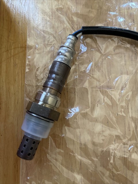 8946506100 Genuine TOYOTA Sensor Oxygen 89465-06100 for sale online | eBay