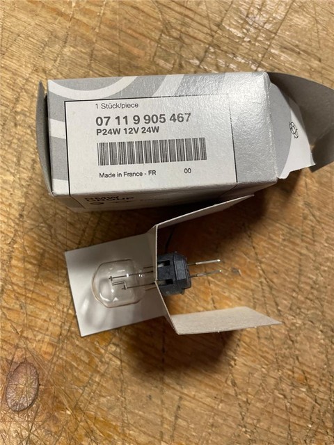 Genuine Mini Cooper JCW One F54 All4 D S SD Clubman Bulb 07119905467 ...