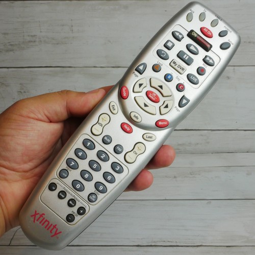 Comcast Xfinity 3 Device Universal Remote Control RNG DCX Pre-Owned | eBay