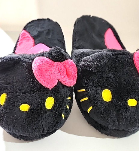 Hello Kitty Slippers Shoes Home Plush Cute Keep Warm new women's Size 6 ...