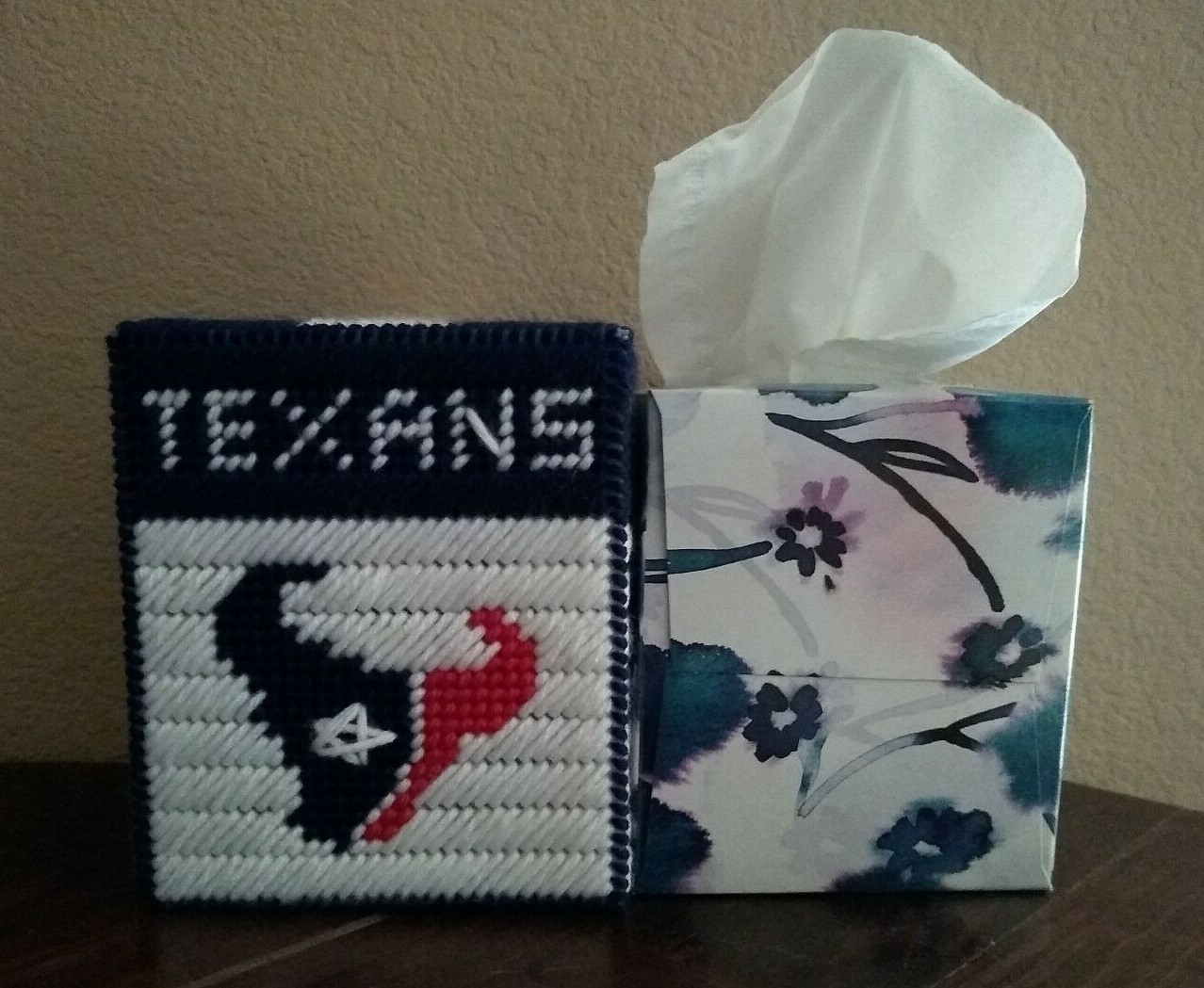 Handmade Finished Made to Order NFL Team Tissue Box Covers Professional ...