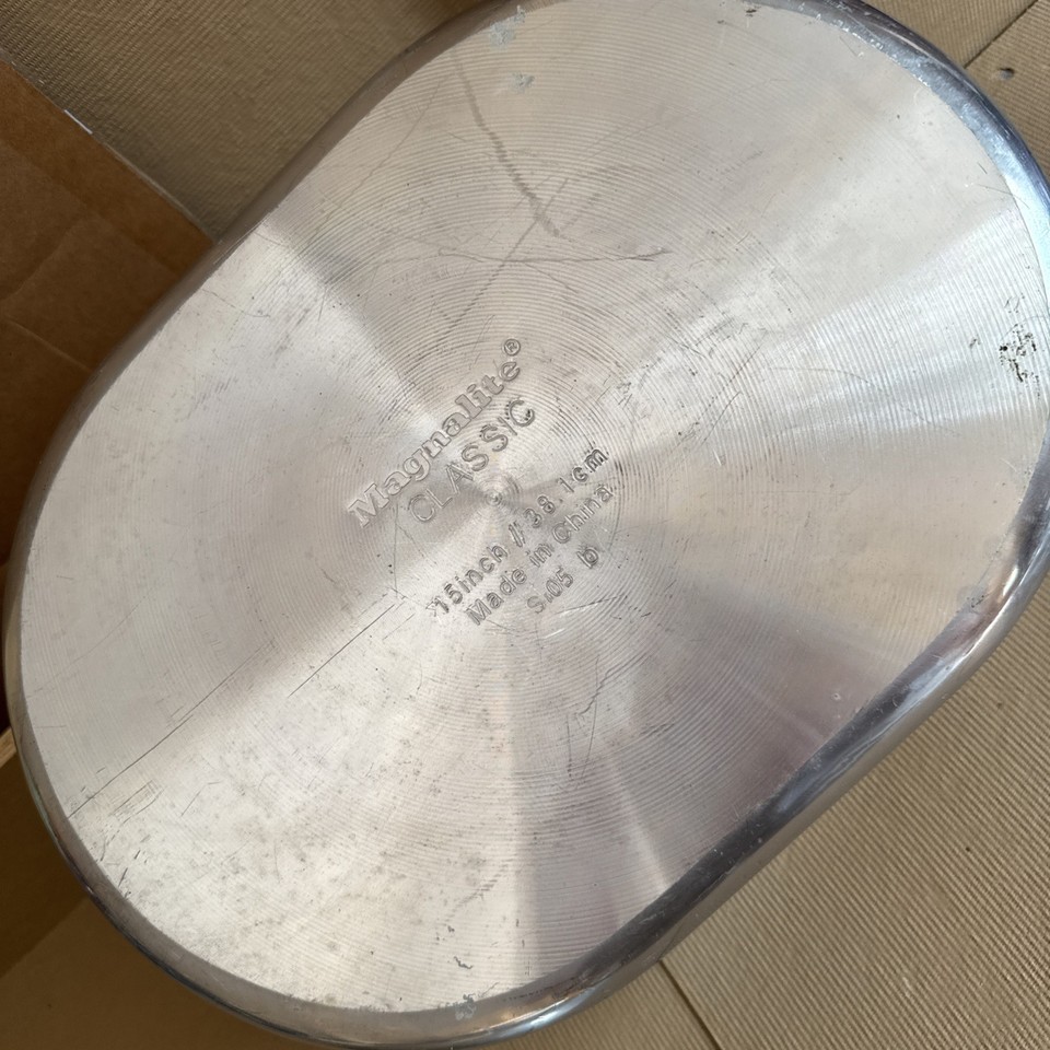 Magnalite Classic Dutch Oven Roaster w Lid & Trivet 15 Inches (38.1cm ...