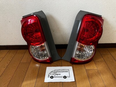 Toyota Corolla Rumion Scion XB Tail Lights Rear Lamps Taillights Pair ...