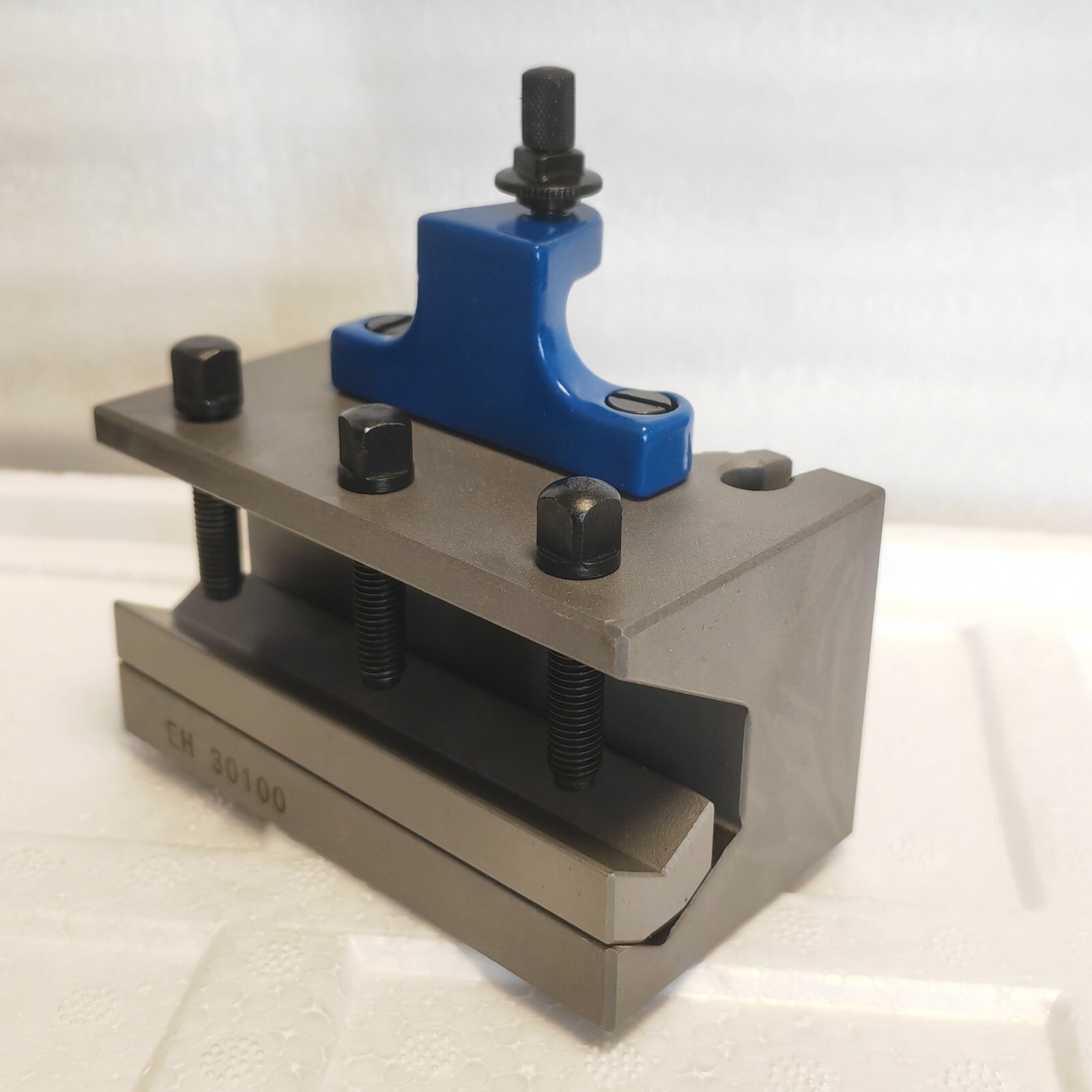 V Block And locking screws for EH30100 Round tool holder 4 E Multifix ...